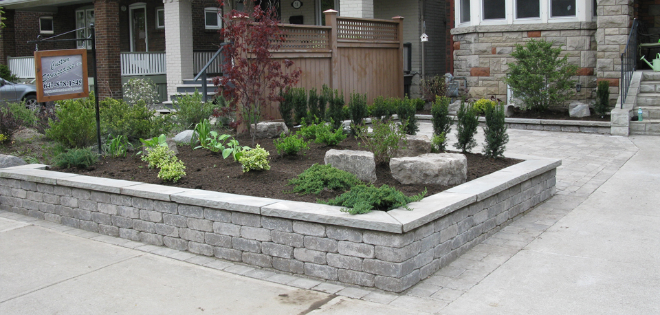 Custom Stonescapes Inc. - Interlocking and Natural Stone